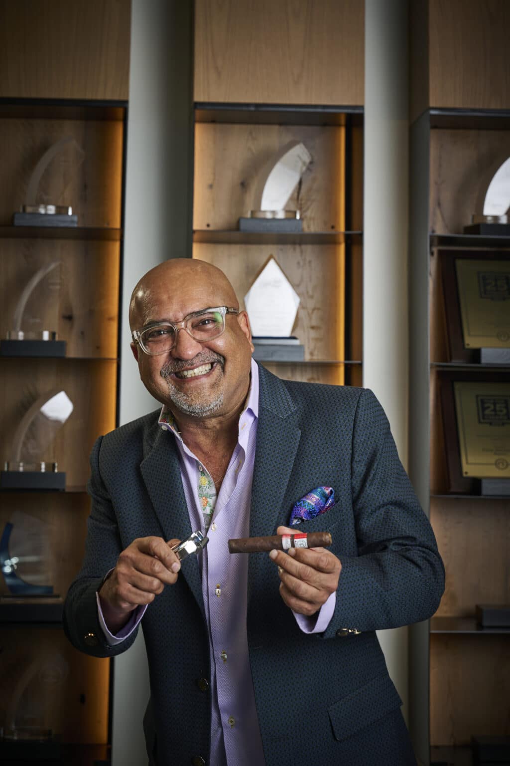 Club Humidor Huebner (feat. Nish Patel) - Rocky Patel Premium Cigars